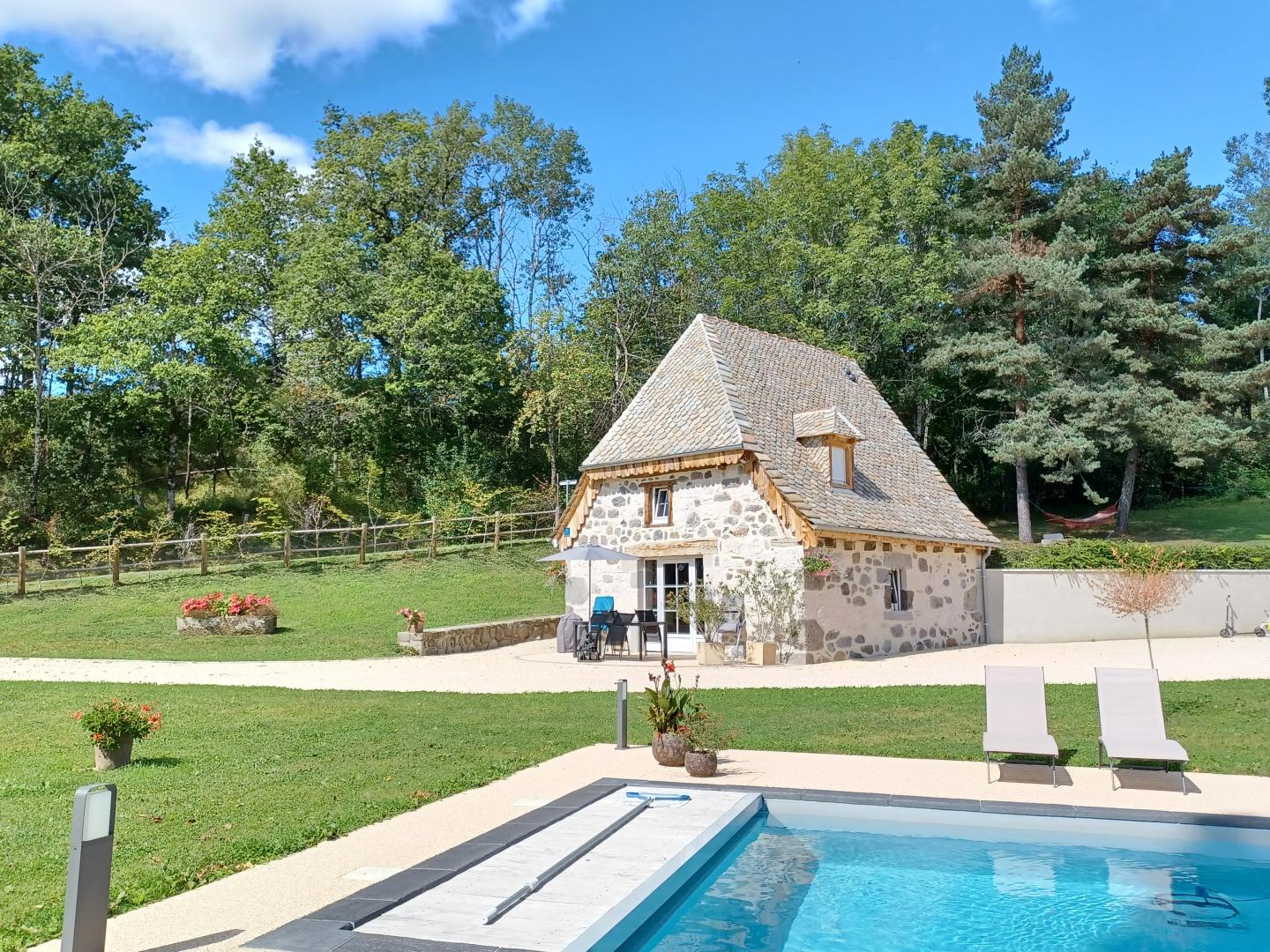Gîtes ruraux, chambres d'hôtes . Trouvez un hébergement dans le Cantal
